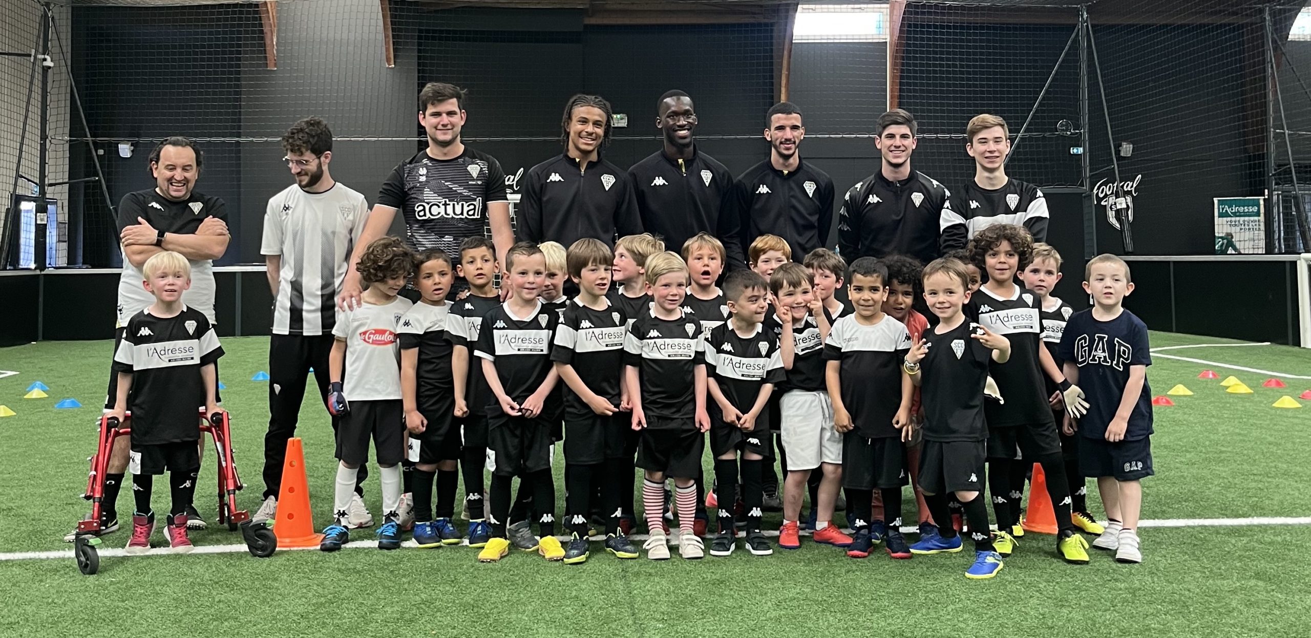 Le groupe professionnel en visite à Angers SCO Footsal ! - Angers SCO