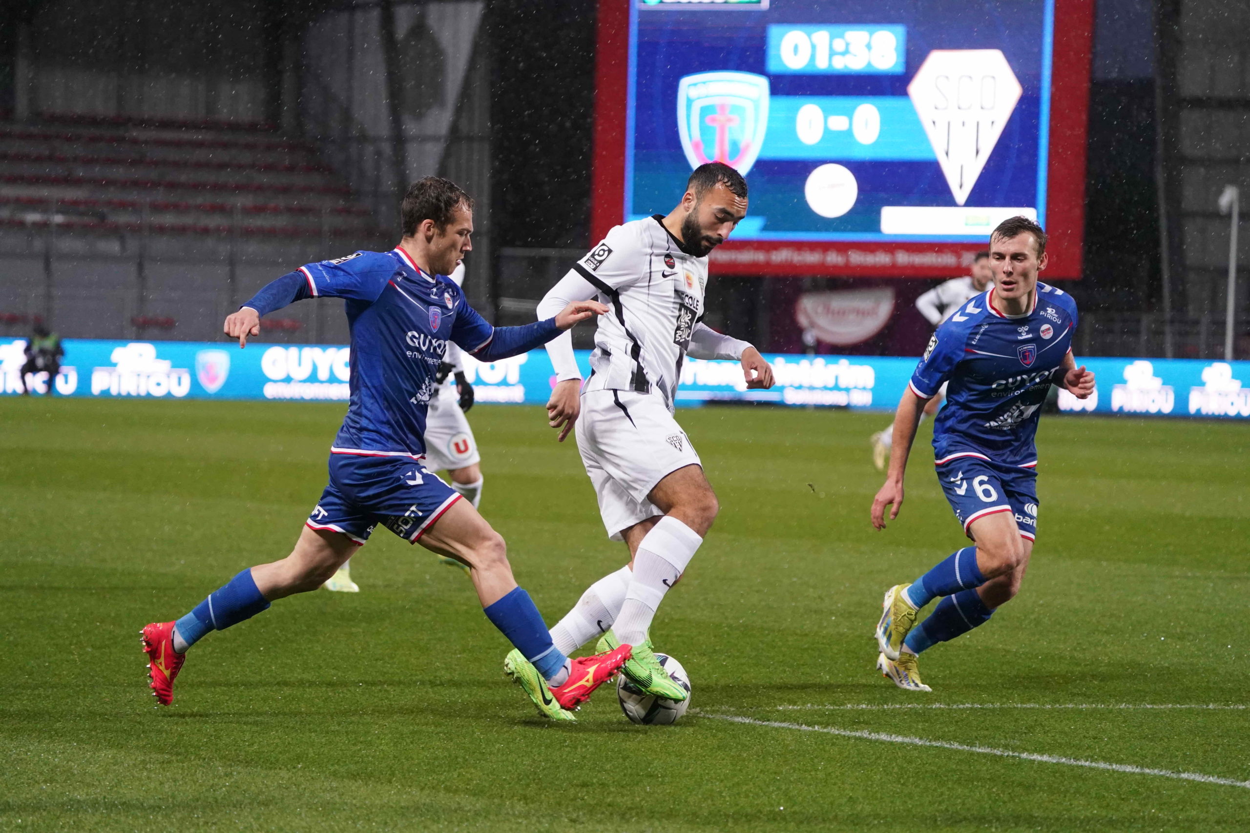 Le match fou face à Concarneau en images ! - Angers SCO