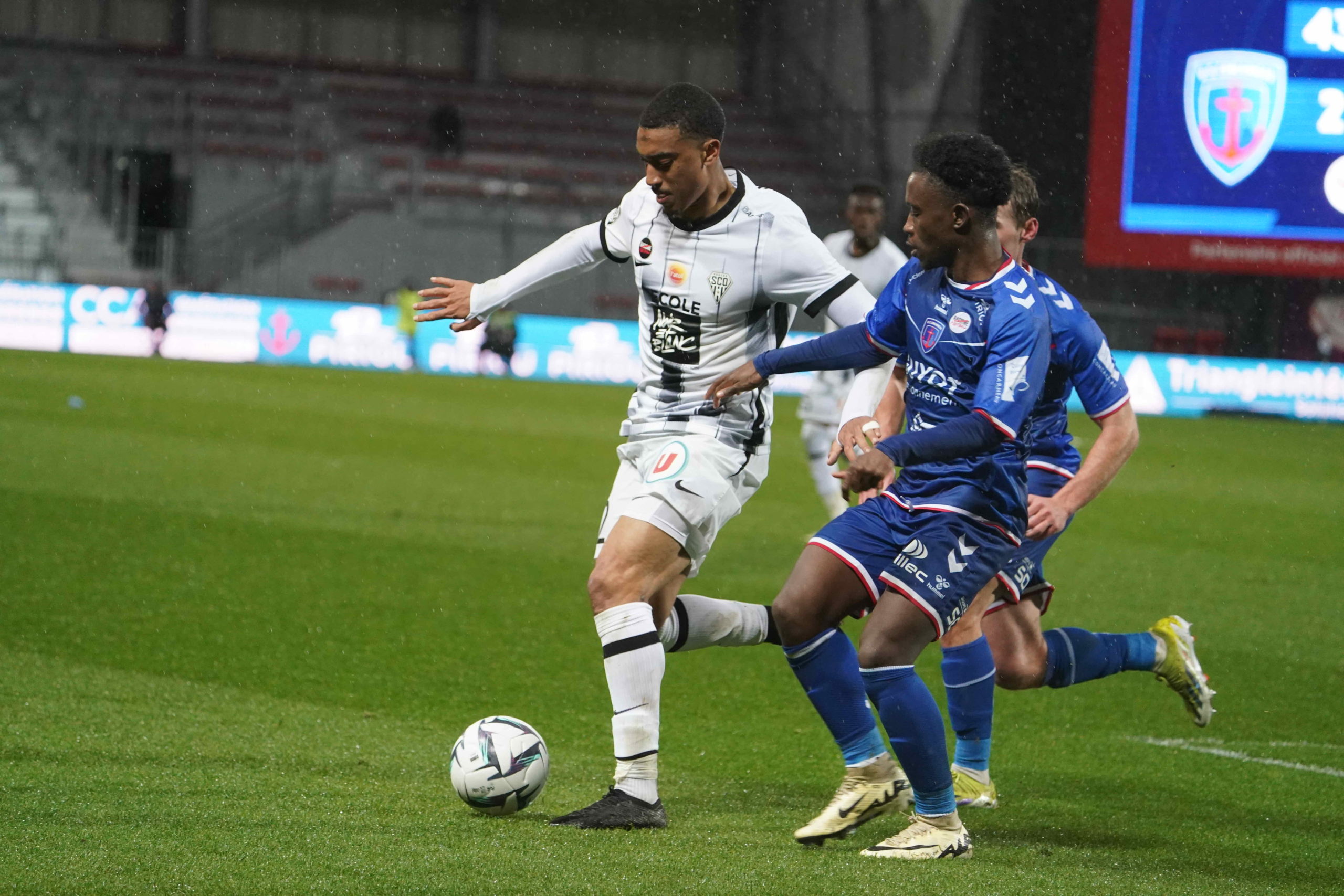 Le match fou face à Concarneau en images ! - Angers SCO