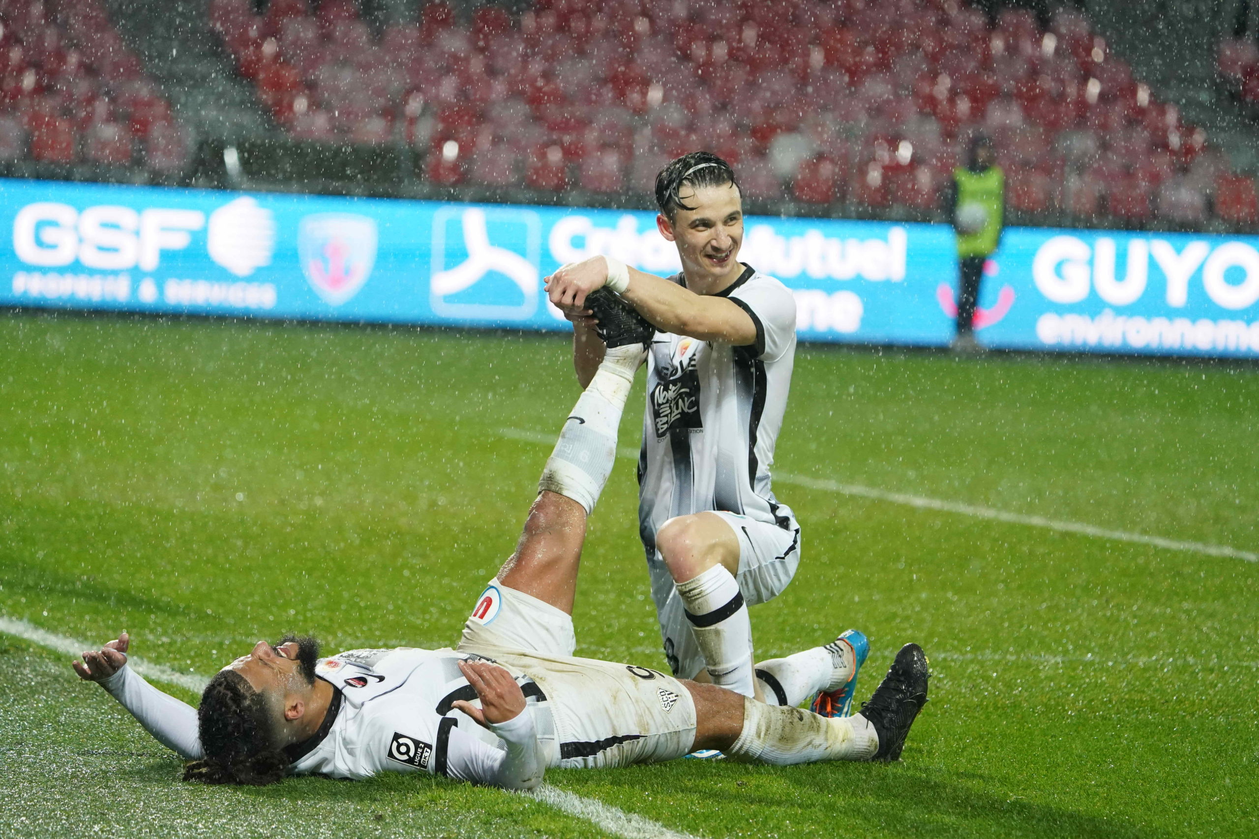 Le match fou face à Concarneau en images ! - Angers SCO