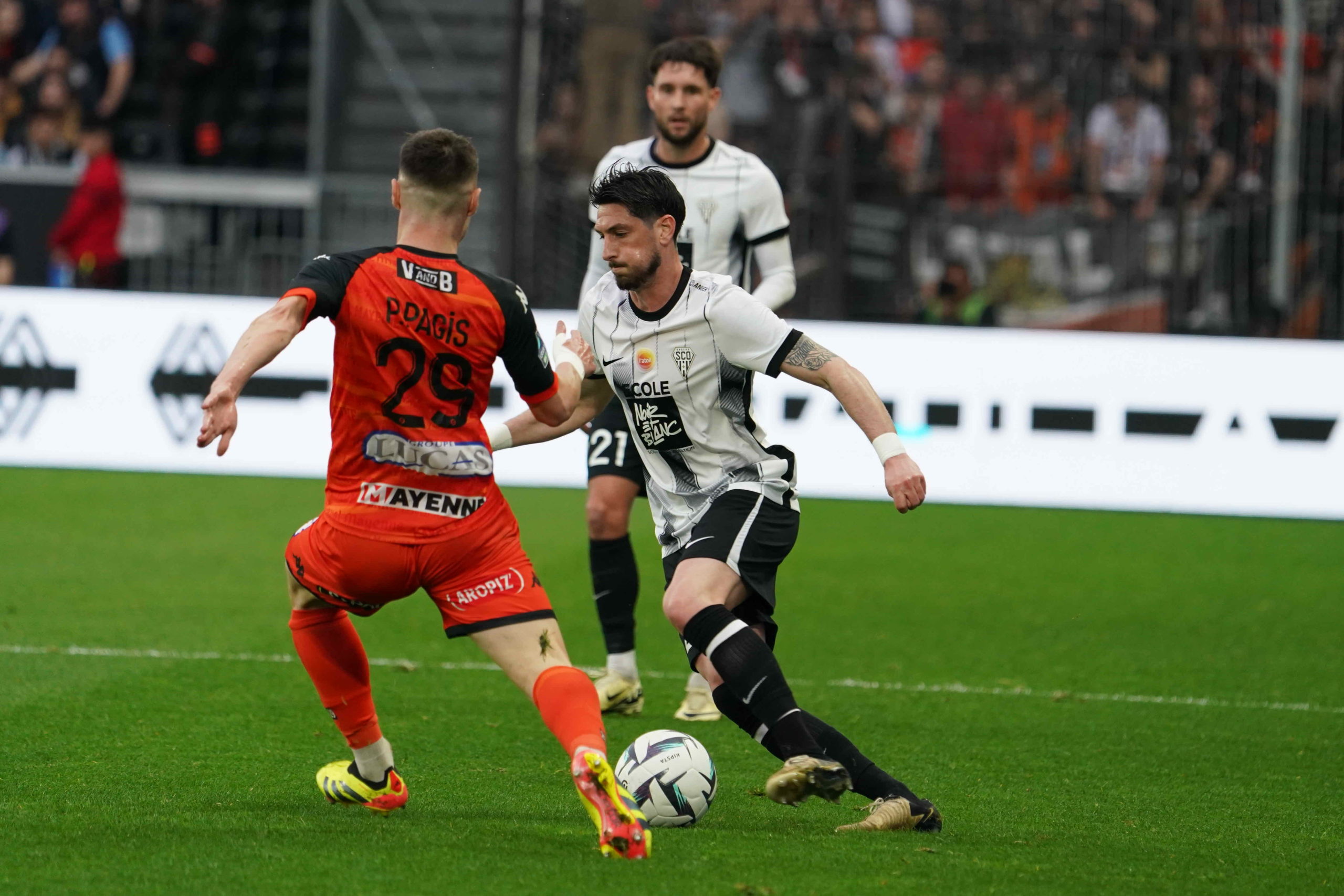 La fiche technique d'Angers - Laval [1-1] - Angers SCO